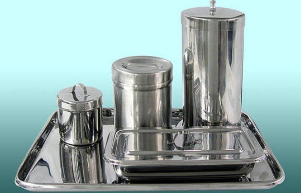 El acero inoxidable 304 y su relación con el sector sanitario | METALCON